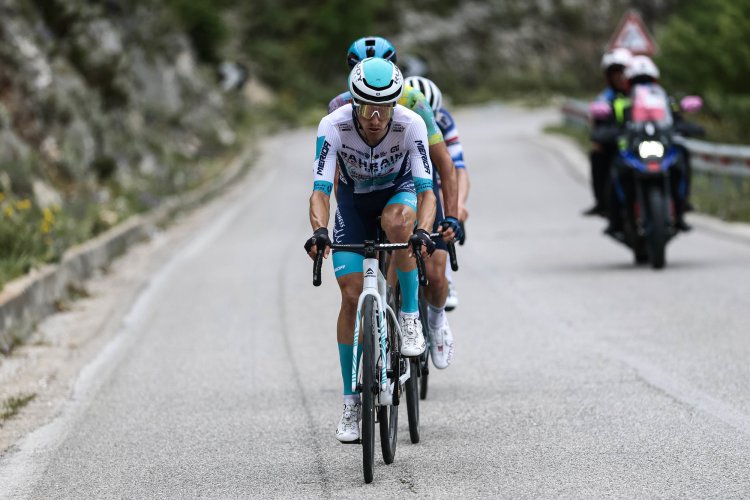 Bahrain Victorious Riders Kick Off Italian Autumn Campaign at Giro dell ...