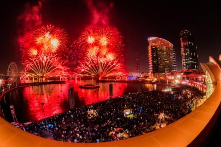 Dubai Festival City Hosts Surprise Fireworks as UAE–Kuwait Celebrations ...